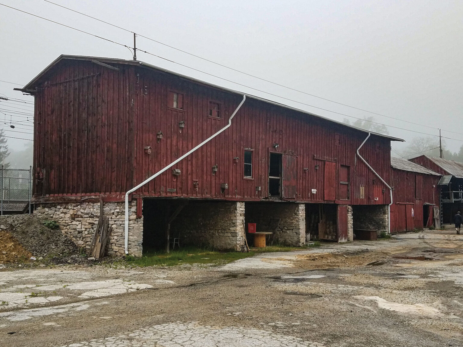 Rebuilding The Jones Log Barn - Tredyffrin Historic Preservation Trust
